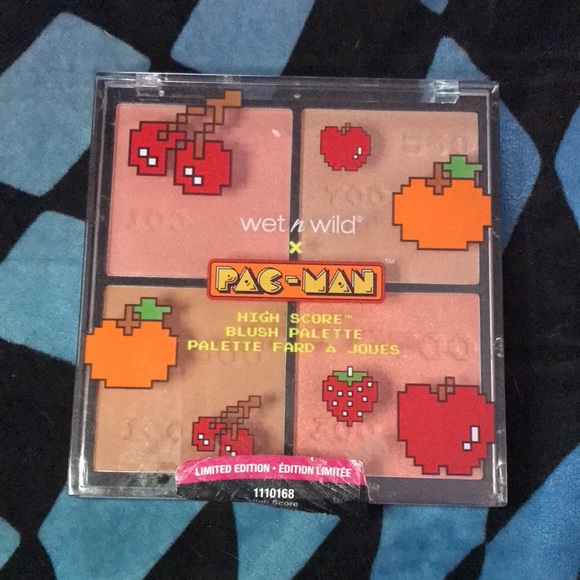wet n wild | Makeup | Rare Wet N Wild X Pacman Makeup Set | Poshmark